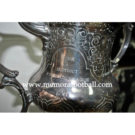 Football Trophy, England 1913
